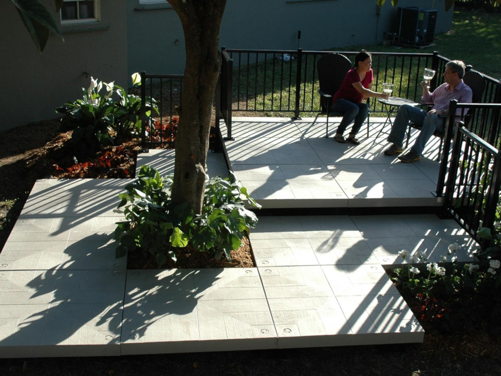 UDECX: Modular Portable Outdoor Patio Decking SystemUDECX | Outdoor ...